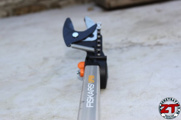 Test : Coupe-branches télescopique Fiskars UP86